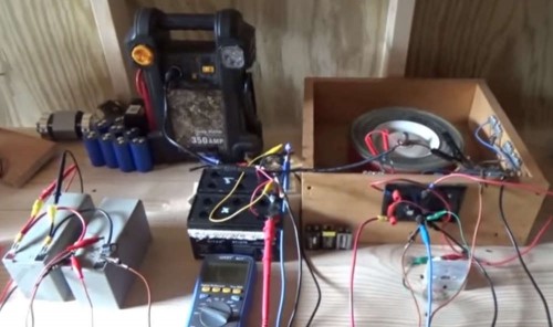 Single Coil Bedini Motor Charging 7 Batteries & Increased Output w ...