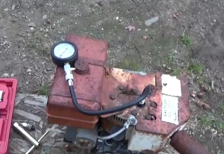 How To Check Compression On A Small Engine - The Do It Yourself World ...